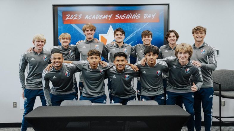 Twelve NCFC Academy players sign USL Academy contracts with North ...